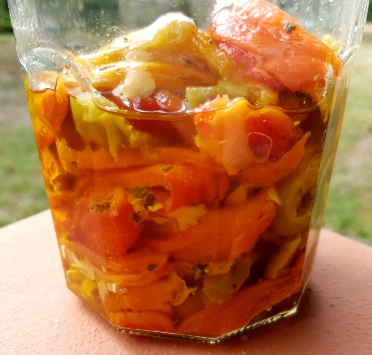 Poivrons confits à l’huile d’olive | Papilles à l'affût